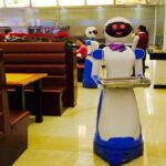 Sam And Cat Robot Restaurant Open For Business | Dal Byte al Giga